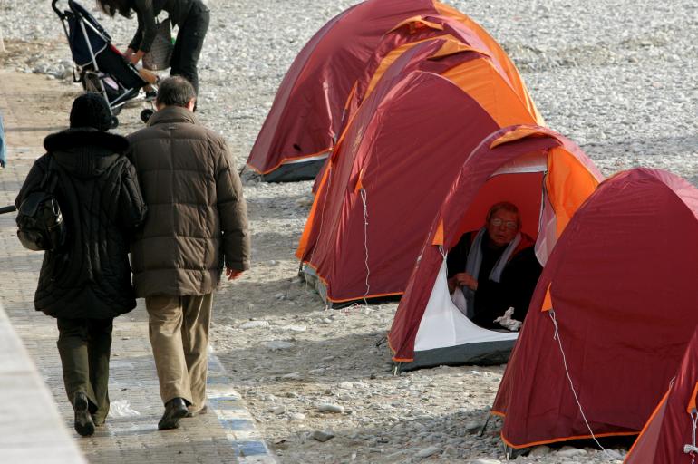 Femmes SDF : à la rencontre de ces "Invisibles" - Revolution Jaune